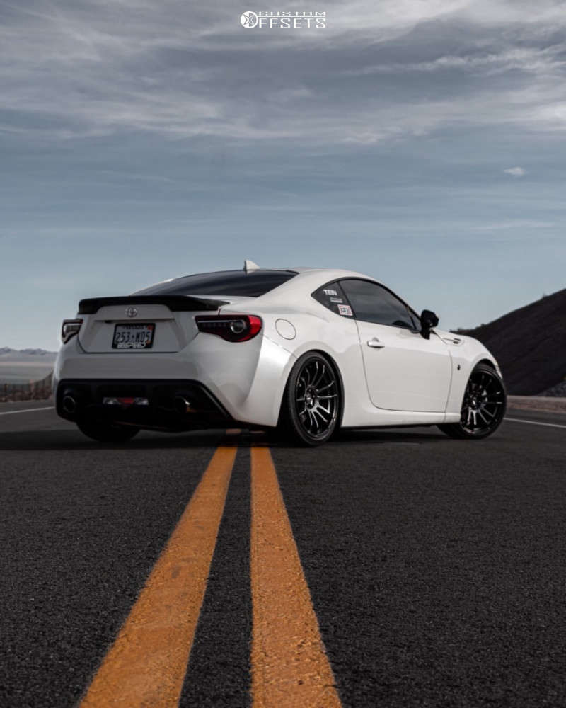 2020 Toyota 86 with 18x9.5 38 AVID1 AV20 and 245/35R18 Nankang NS-25 ...