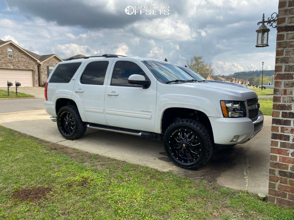 White Tahoe With Black Rims
