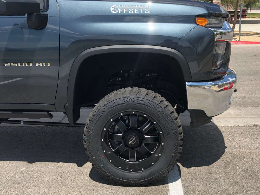 2020 Chevrolet Silverado 2500 HD with 20x10 -18 Pro Comp Series 73 and ...