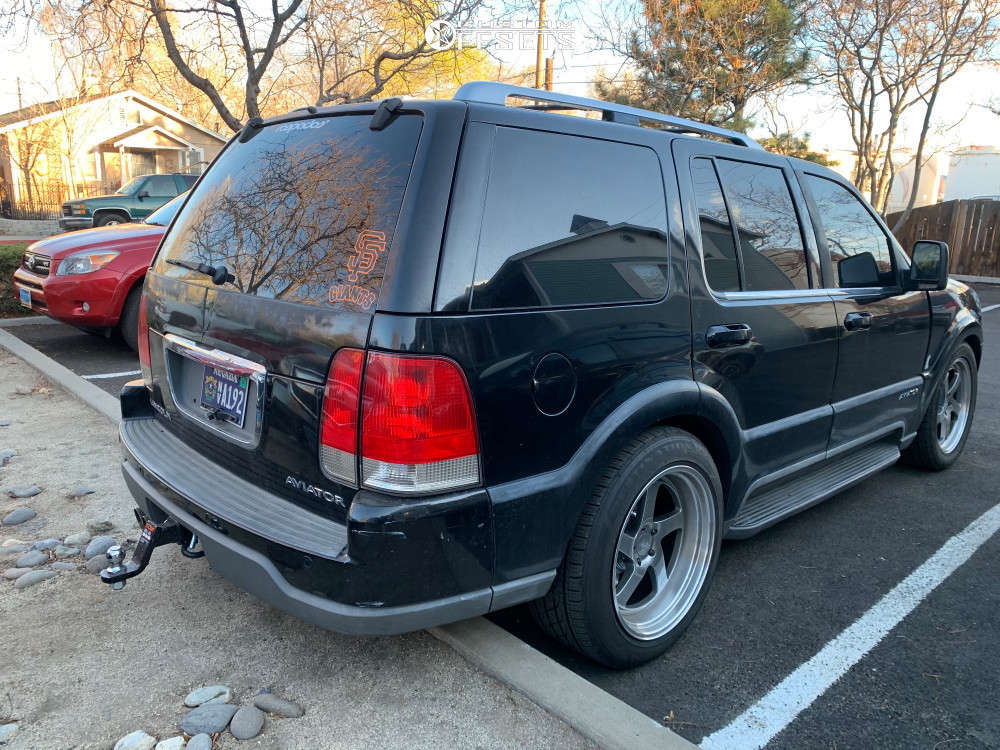 2003 Lincoln Aviator with 20x8.5 35 F1R F28 and 265/50R20 Firestone ...