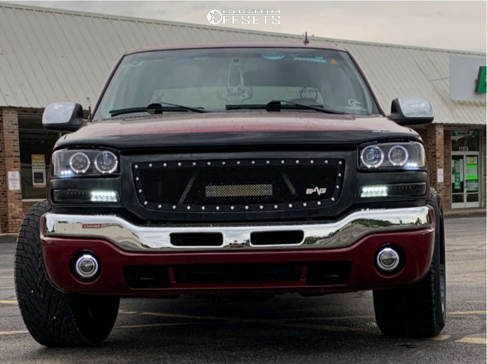 2007 GMC Sierra 1500 Classic with 20x12 -44 TIS 544MB and 305/50R20 ...