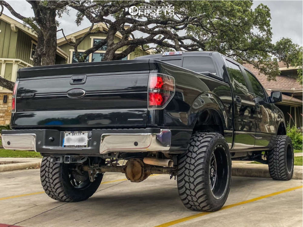 2014 Ford F-150 with 22x12 -44 TIS 544MB and 35/13.5R22 AMP Mud Terrain ...