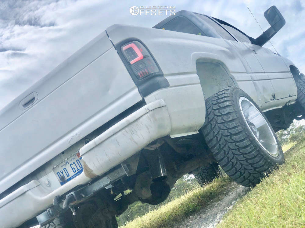 1999 Dodge Ram 1500 with 20x12 -44 Fuel 536 and 33/12.5R20 Road One ...