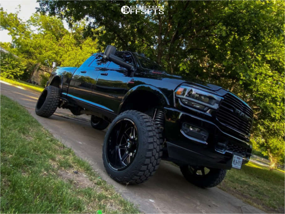 2019 Ram 2500 with 24x14 -76 Dropstars 655bm and 37/13.5R24 RBP ...