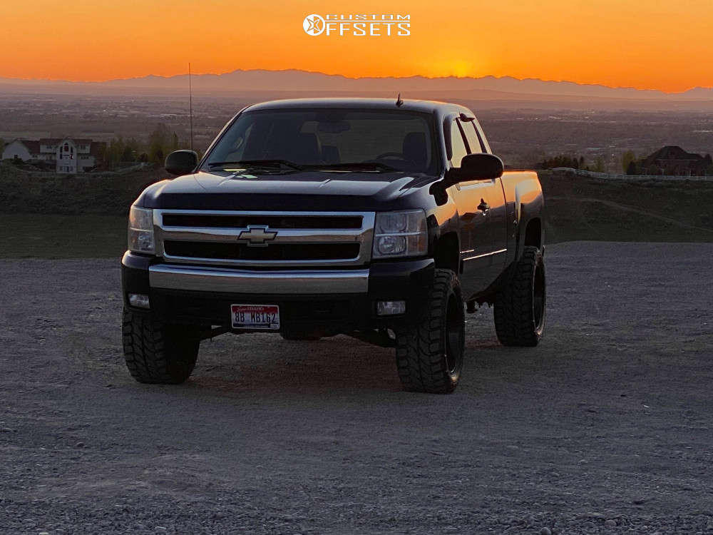 2008 Chevrolet Silverado 1500 with 20x10 -24 XD Xd825 and 33/12.5R20 ...