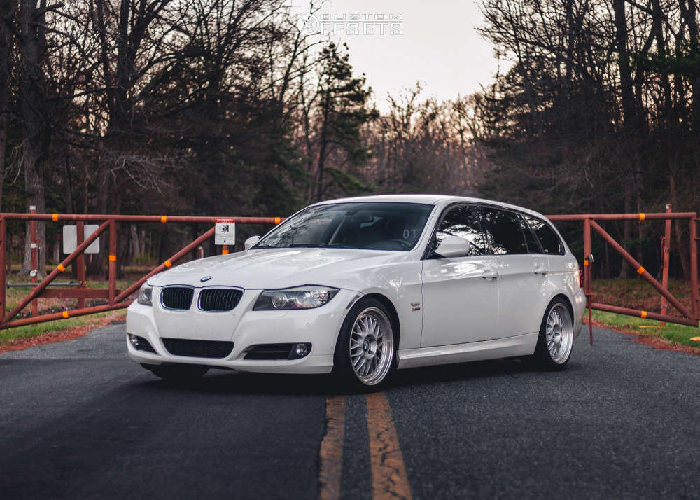 2009 BMW 328xi with 18x8.5 35 Alzor 881 and 225/45R18 General G-max As ...