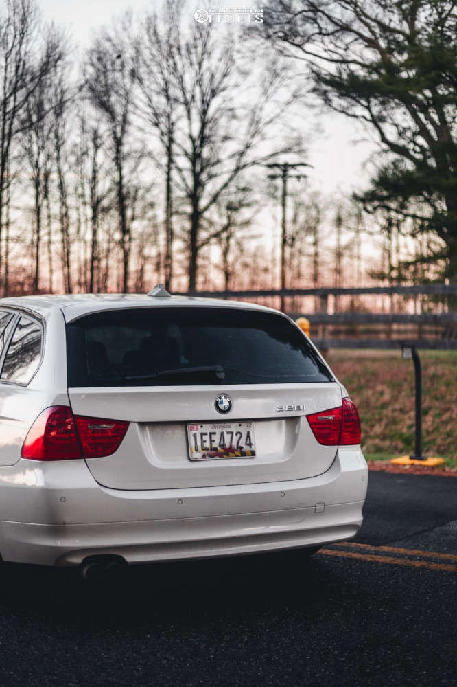 2009 BMW 328xi with 18x8.5 35 Alzor 881 and 225/45R18 General G-max As ...