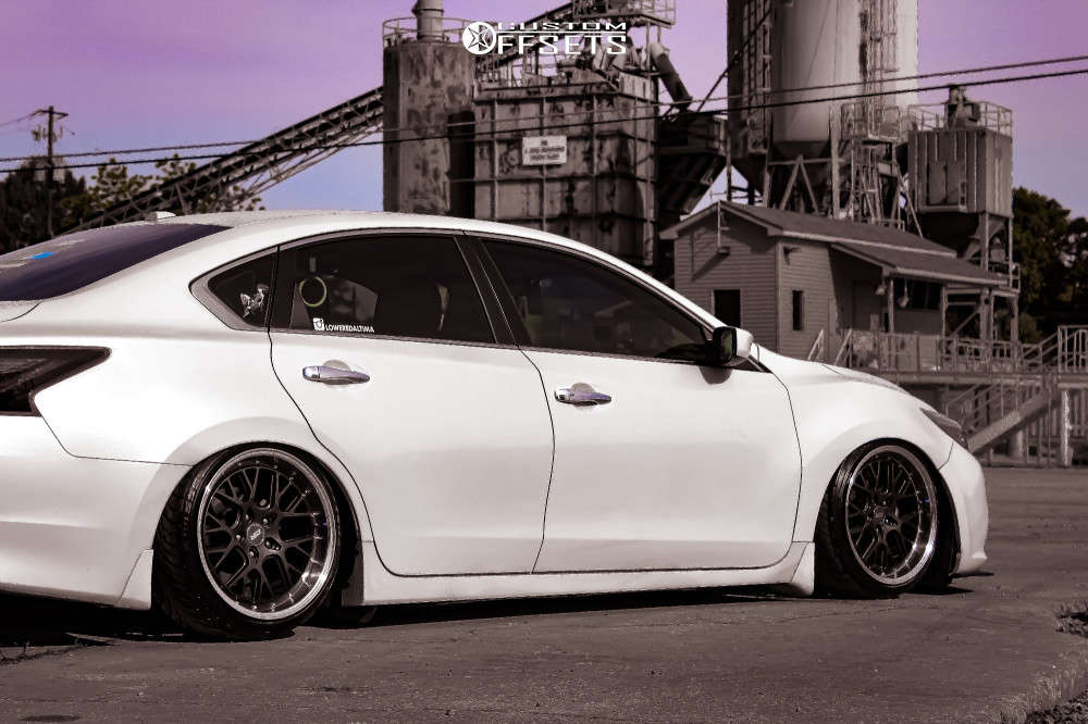 2018 Nissan Altima with 18x9.5 22 ESR Cs11 and 235/35R18 Federal 595 Rs ...