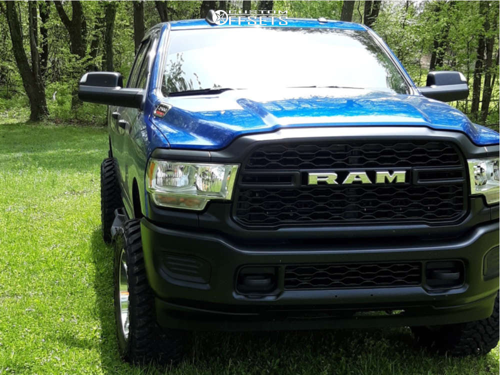 2019 Ram 2500 with 20x10 -18 Fuel Ignite and 35/12.5R20 Toyo Tires Open ...