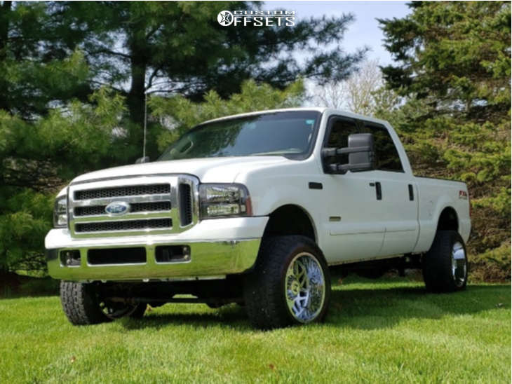 2005 Ford F-250 Super Duty with 20x12 -44 Hostile Sprocket and 33/12 ...