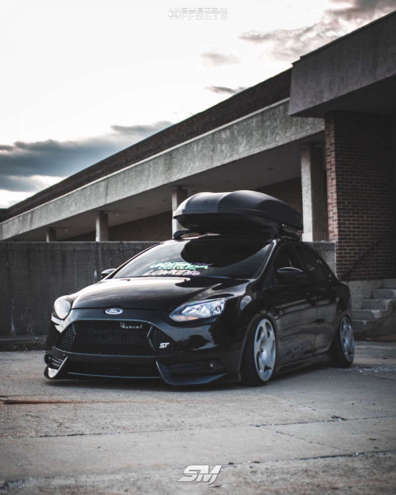 2013 Ford Focus with 18x9 22 WatercooledIND Cc10 and 205/35R18 Achilles ...