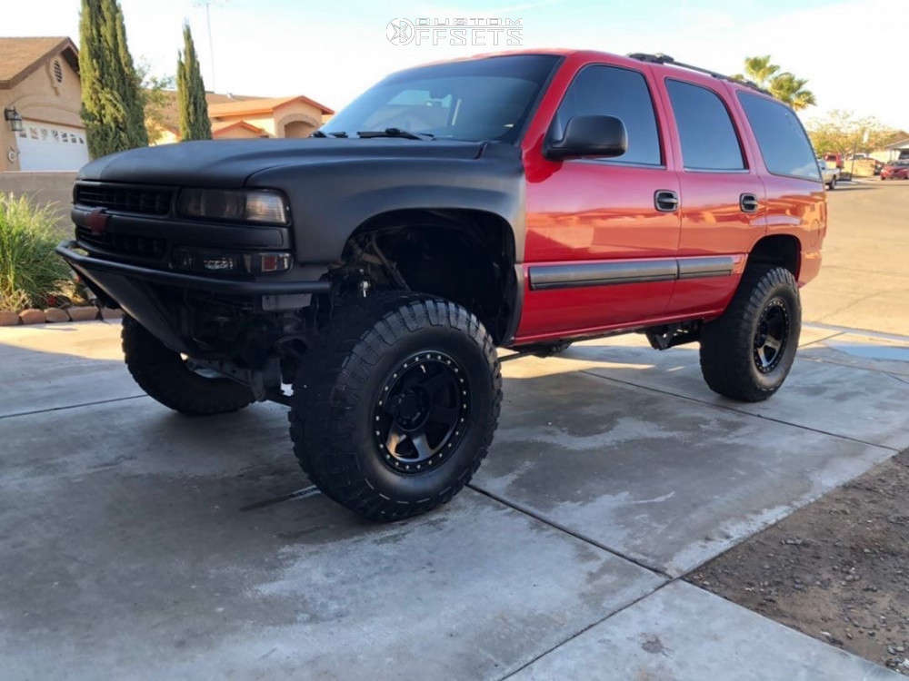 2001 Chevrolet Tahoe with 18x9 18 Method Con6 and 37/12.5R18 General ...
