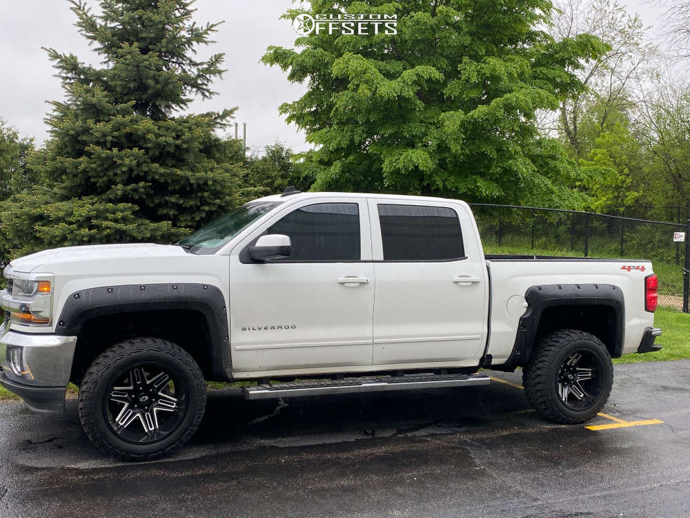 2018 Chevrolet Silverado 1500 with 20x12 -51 Vision Razor and 33/12 ...