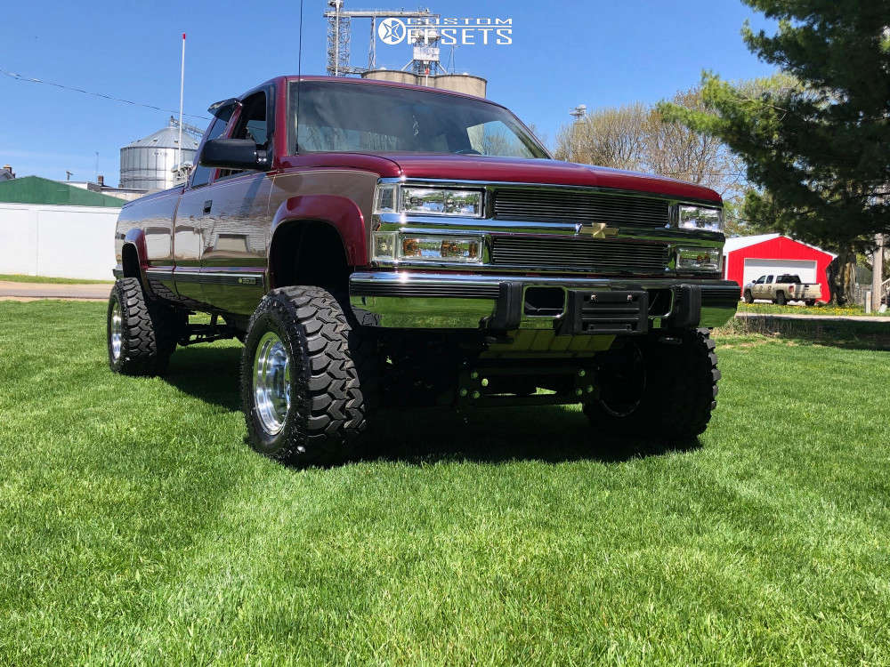 1995 Chevrolet K2500 with 16x12 -50 Mickey Thompson Classic Iii and 33/ ...