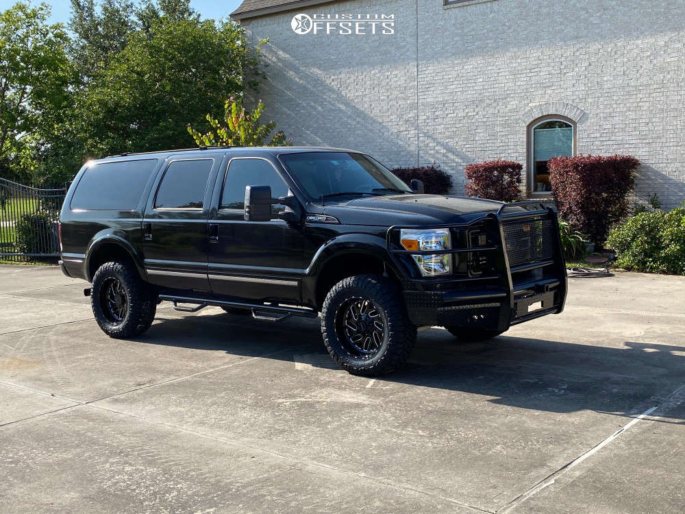 2004 Ford Excursion with 20x10 -18 Fuel Triton and 35/12.5R20 Nitto ...