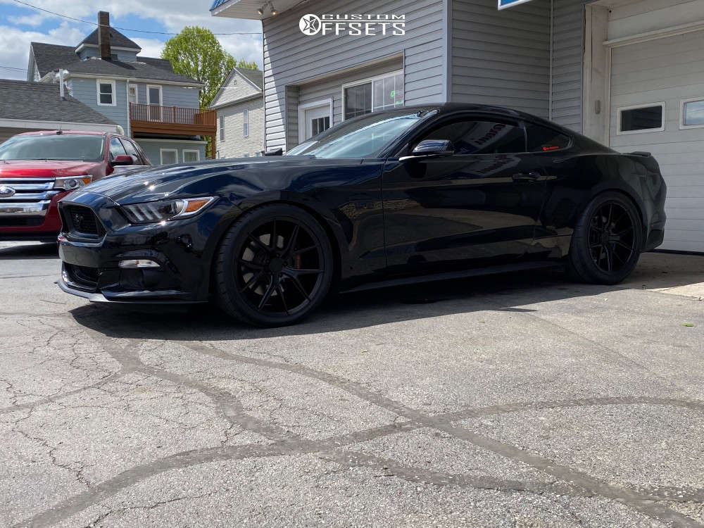 2017 Ford Mustang with 20x9 20 Verde Axis and 275/35R20 Nitto Nt555 G2 ...
