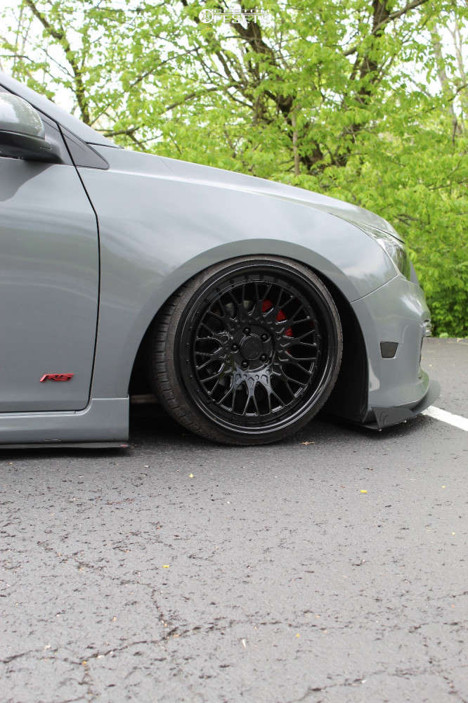 2015 Chevrolet Cruze with 18x9.5 38 VIP Modular Vrc110 and 215/35R18 ...