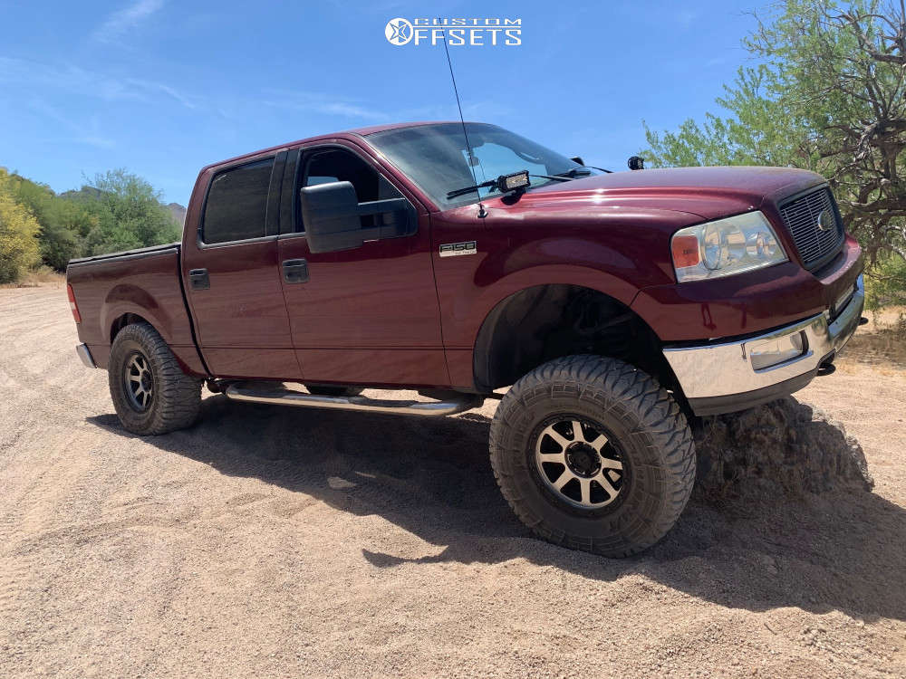 2005 Ford F-150 with 17x9 18 XD Addict and 35/12.5R17 Tri-Ace Pioneer M ...