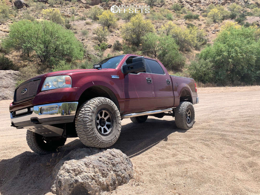2005 Ford F-150 with 17x9 18 XD Addict and 35/12.5R17 Tri-Ace Pioneer M ...