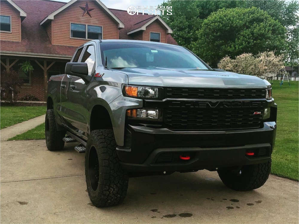 2019 Chevrolet Silverado 1500 with 20x10 -25 Cali Offroad Rawkon and 35 ...