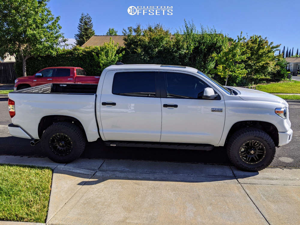 2020 Toyota Tundra with 18x9 25 DX4 7S and 305/65R18 Falken WildPeak ...