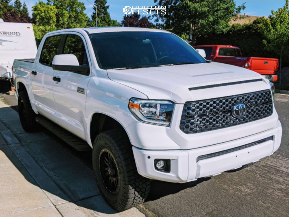 2020 Toyota Tundra with 18x9 25 DX4 7S and 305/65R18 Falken WildPeak ...