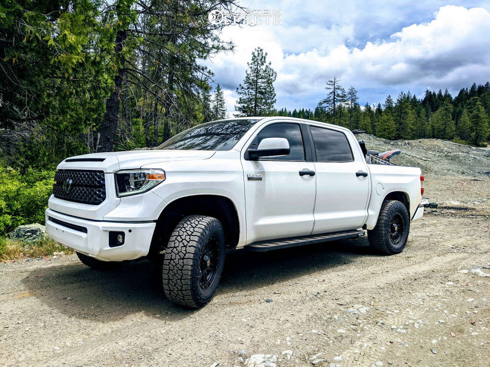 2020 Toyota Tundra with 18x9 25 DX4 7S and 305/65R18 Falken WildPeak ...
