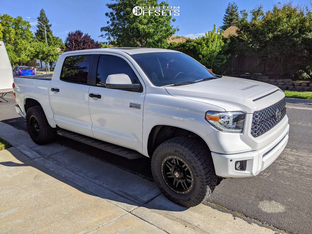 2020 Toyota Tundra with 18x9 25 DX4 7S and 305/65R18 Falken WildPeak ...