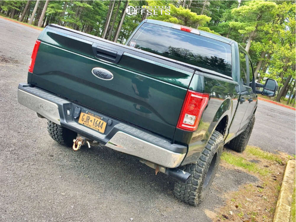 2015 Ford F-150 with 18x9 0 Pro Comp Series 31 and 305/70R18 Americus ...