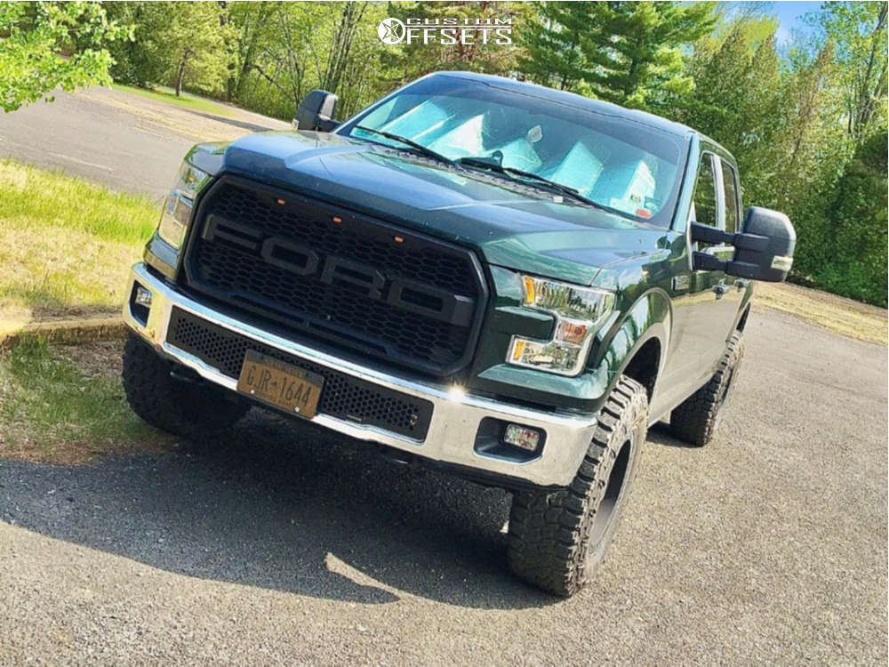 2015 Ford F-150 with 18x9 0 Pro Comp Series 31 and 305/70R18 Americus ...