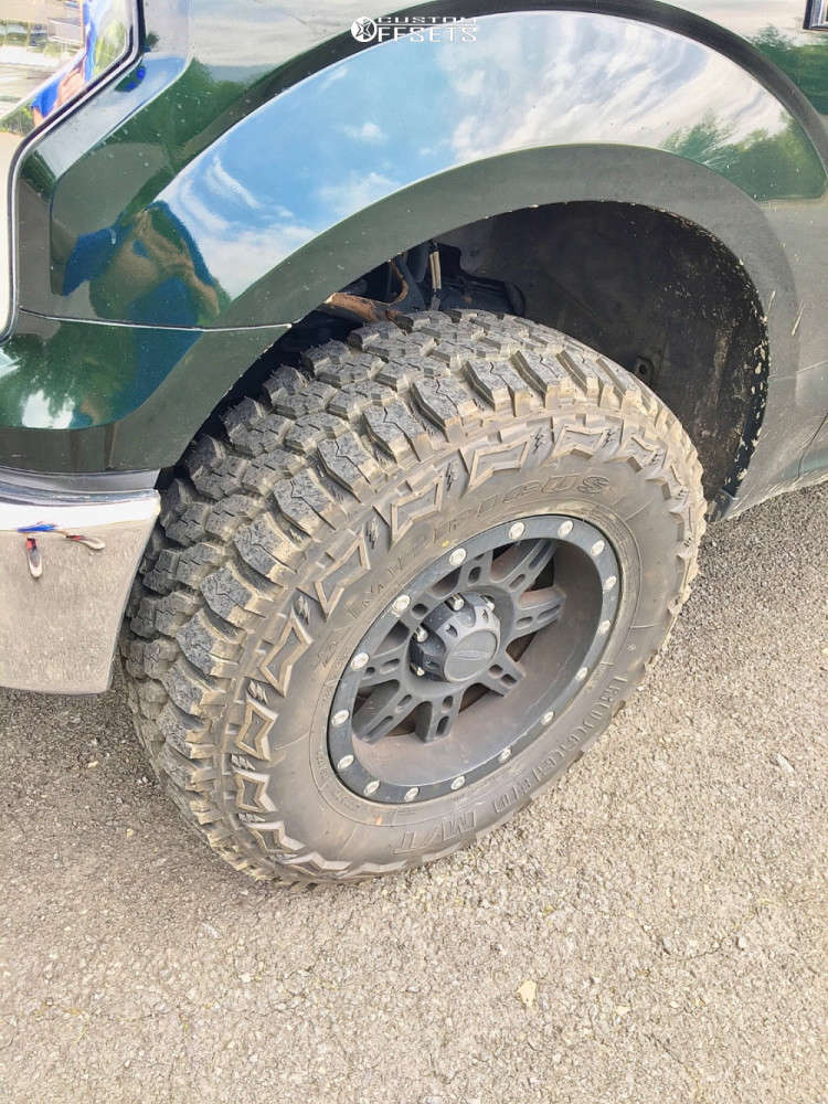 2015 Ford F-150 with 18x9 0 Pro Comp Series 31 and 305/70R18 Americus ...