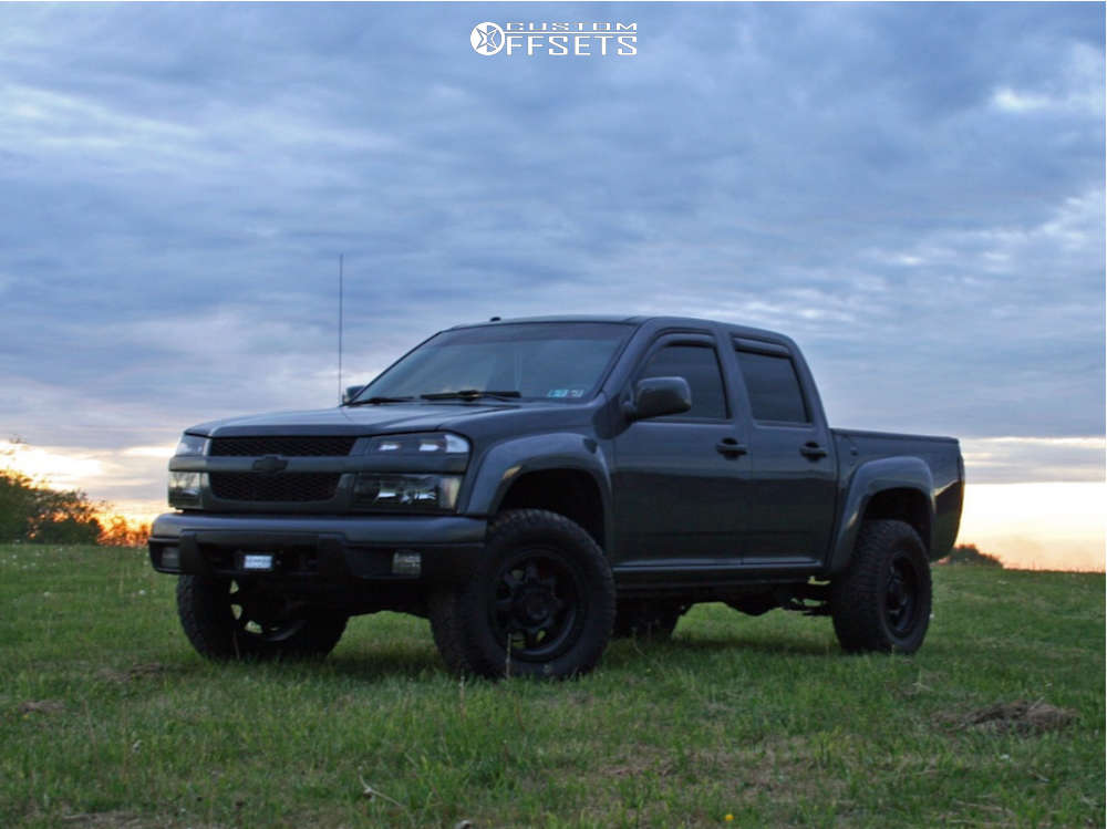 2009 Chevrolet Colorado with 17x9 -12 Granite Alloy Ga643 and 265/70R17 ...
