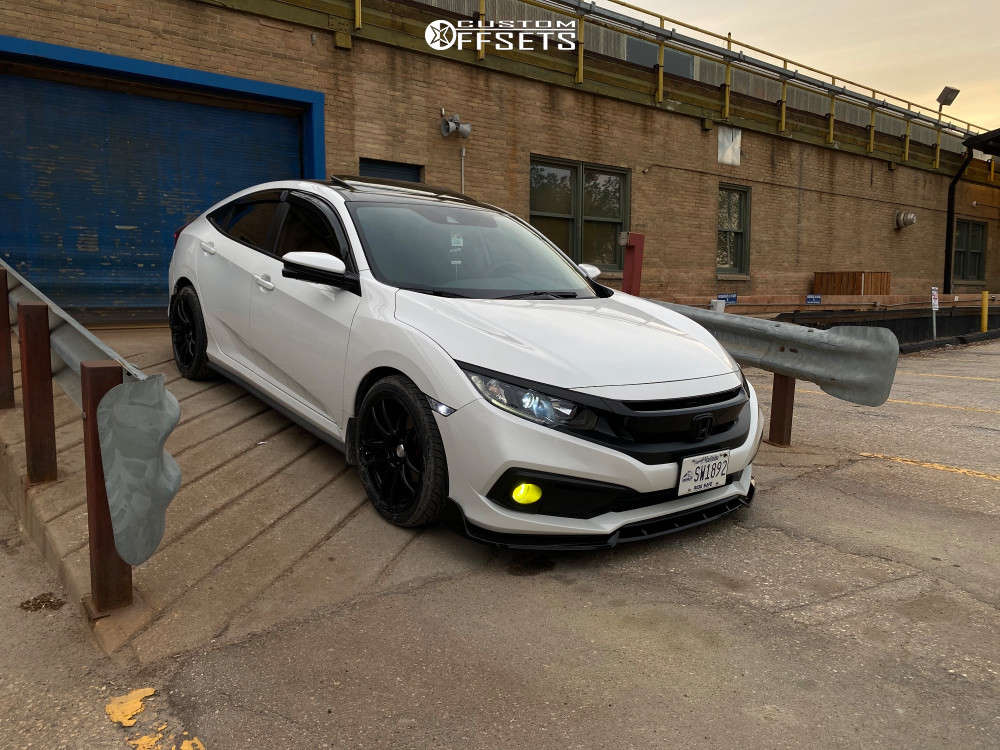 2020 Honda Civic with 18x8.5 30 ESR Sr08 and 235/40R18 Nankang Ns-ii ...