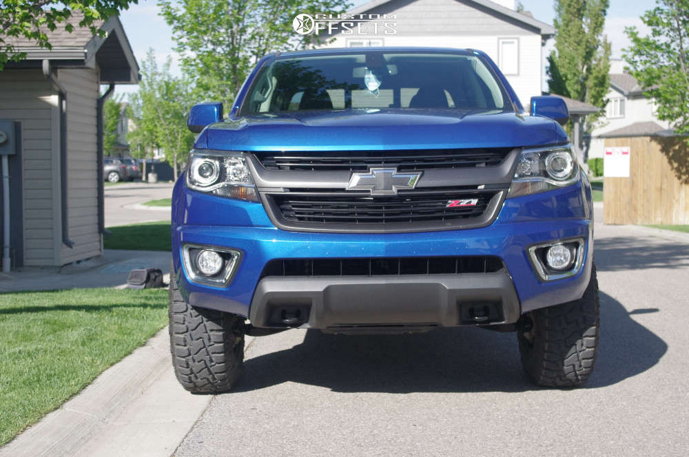 2019 Chevrolet Colorado with 17x9 -6 Mayhem Flat Iron and 265/70R17 ...