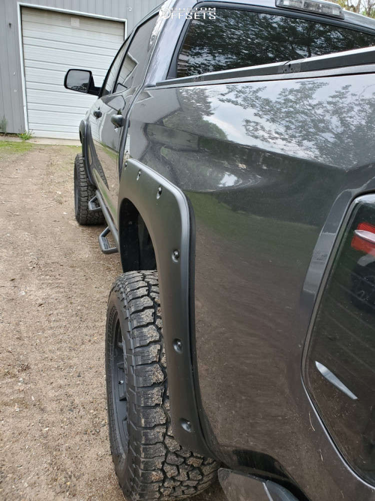 2019 Toyota Tundra with 20x10 -25 Vision Rebel and 35/12.5R20 Falken ...