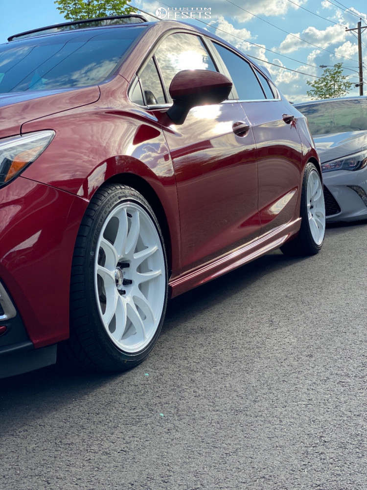 2017 Chevrolet Cruze with 18x8.5 30 ESR Sr08 and 225/40R18 Achilles Atr ...