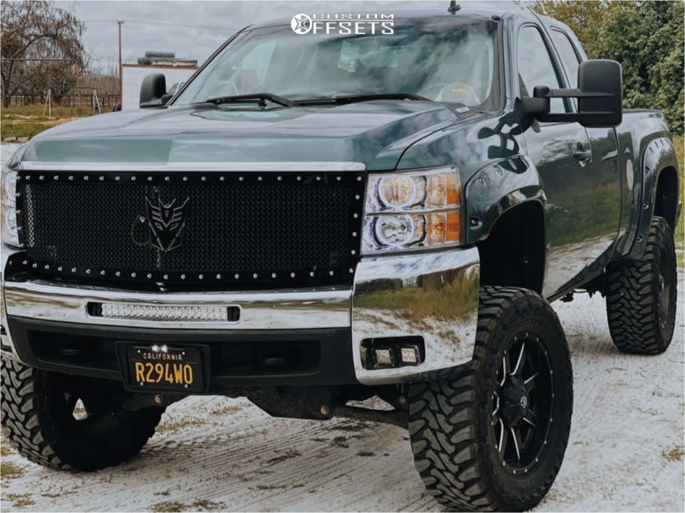 2007 Chevrolet Silverado 2500 HD with 20x10 -12 Fuel Maverick and 35/12 ...