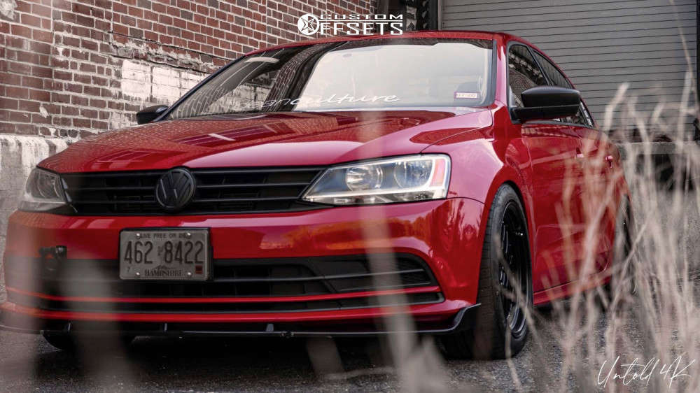 2015 Volkswagen Jetta with 17x8.5 30 JNC JNC005 and 225/45R17 Nankang ...