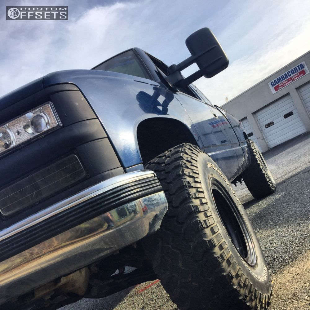 1998 GMC K1500 with 16x10 -38 Pro Comp Series 52 and 315/75R16 ...