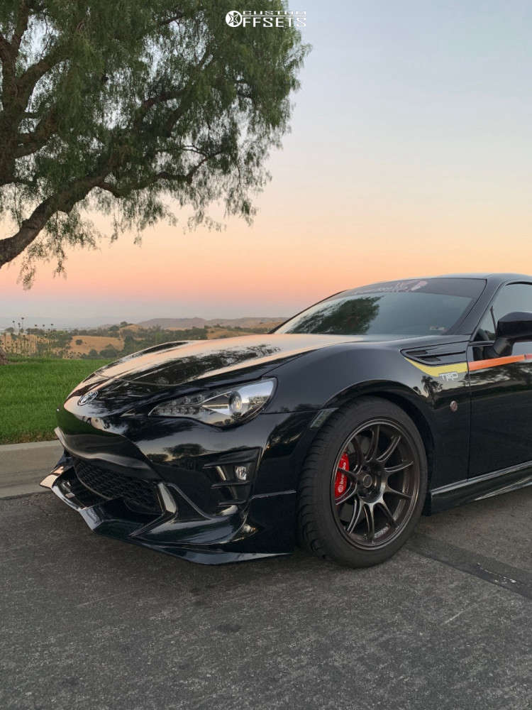 2019 Toyota 86 with 17x9 35 WedsSport Tc105x and 245/40R17 Federal ...