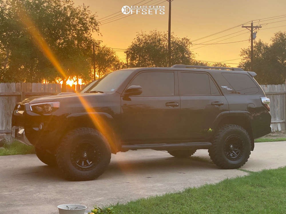 2019 Toyota 4Runner with 17x9 -12 Fuel Covert and 285/70R17 Firestone ...