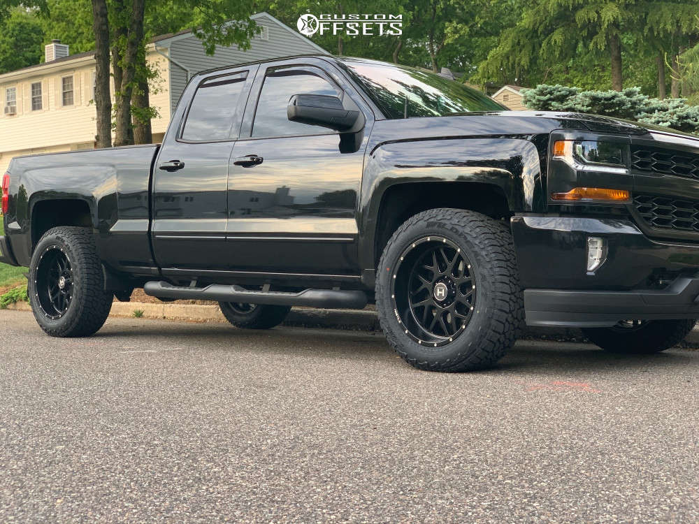 2019 Chevrolet Silverado 1500 LD with 20x10 -19 Hostile Sprocket and ...