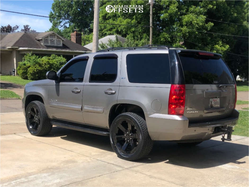 2009 GMC Yukon with 22x9 24 OE Performance 189 and 305/45R22 Achilles ...