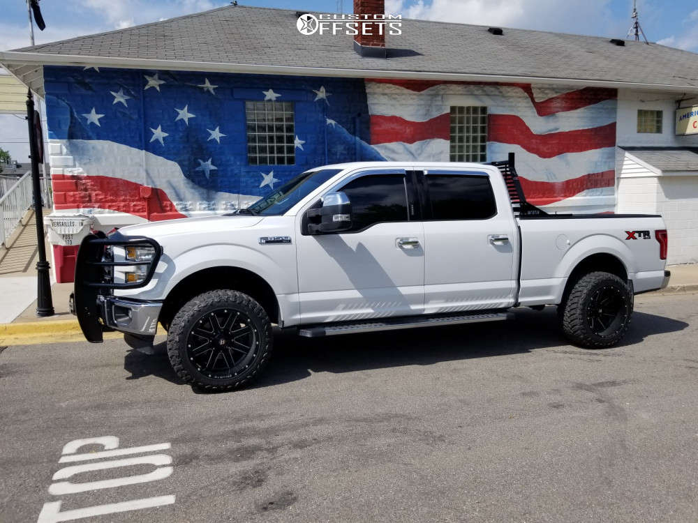 2017 Ford F-150 with 20x12 -44 Ballistic Rage and 33/12.5R20 Atturo ...