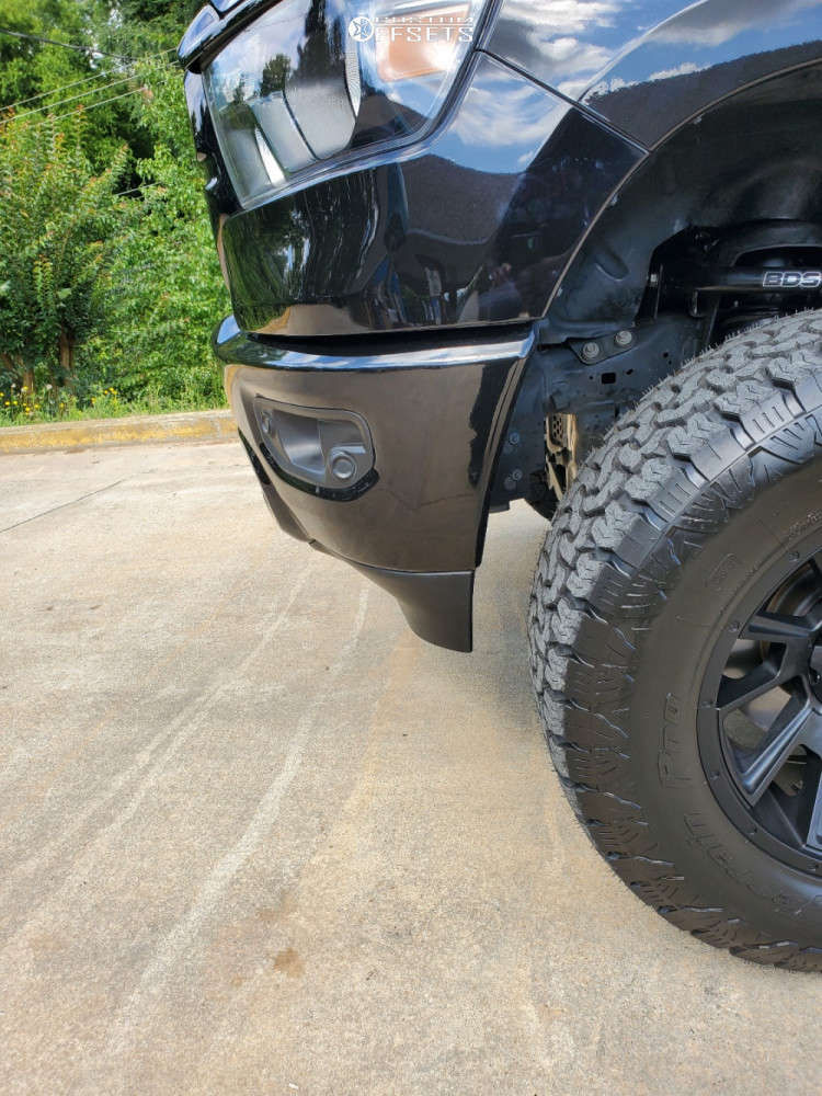 2019 Ram 1500 with 20x10 -24 Vision Rebel and 35/12.5R20 AMP Pro At and ...