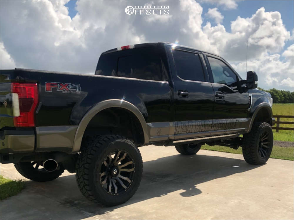 2018 Ford F-250 Super Duty with 22x10 -18 Fuel Blitz and 37/12.5R22 ...