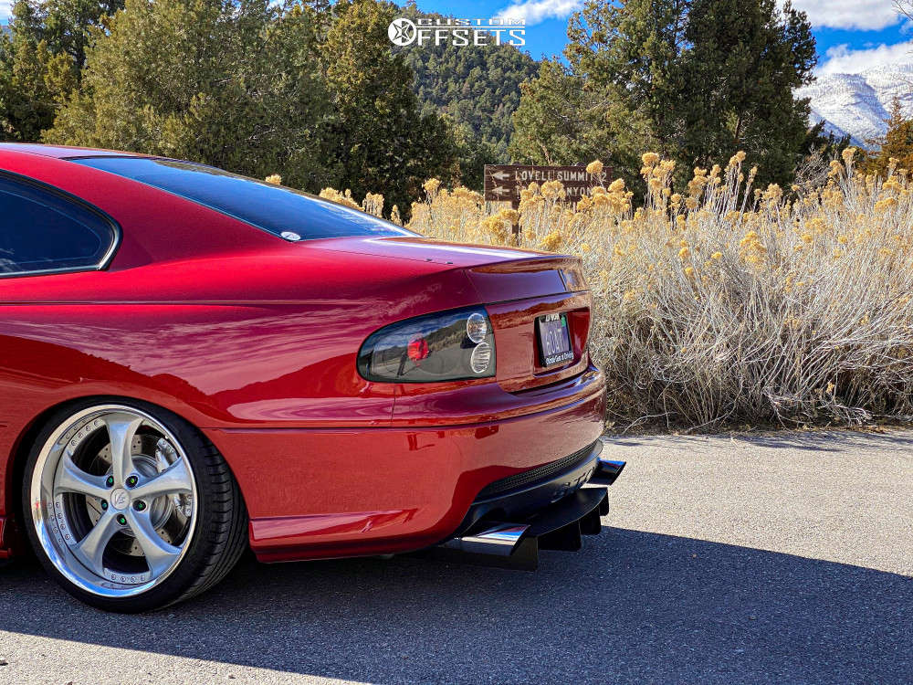 2006 Pontiac GTO with 19x8.5 35 Work VS KF and 215/40R19 Achilles Atr ...