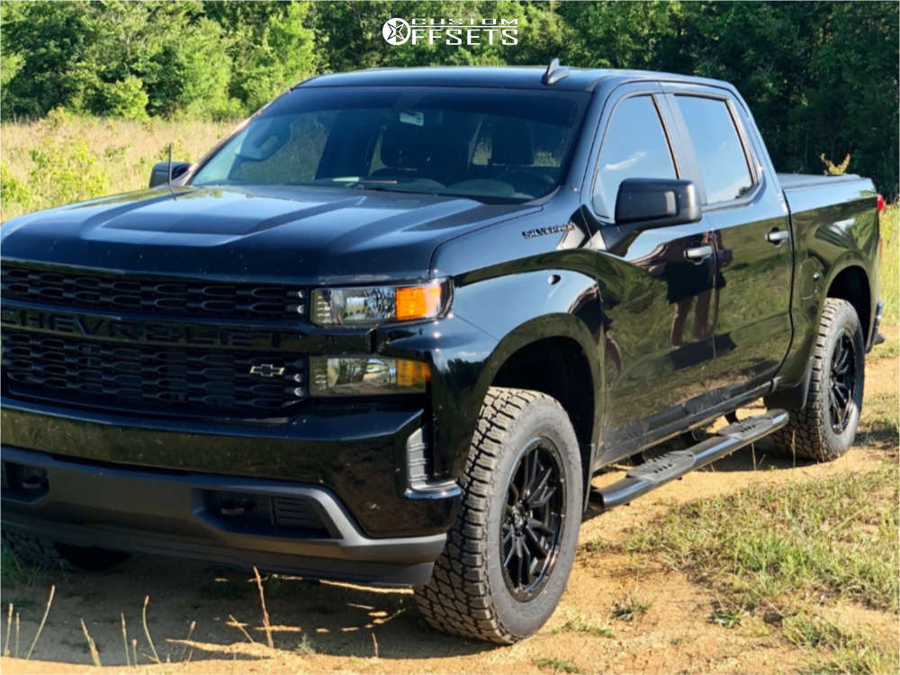 2020 Chevrolet Silverado 1500 with 20x9 20 Fuel Rebel and 305/55R20 ...