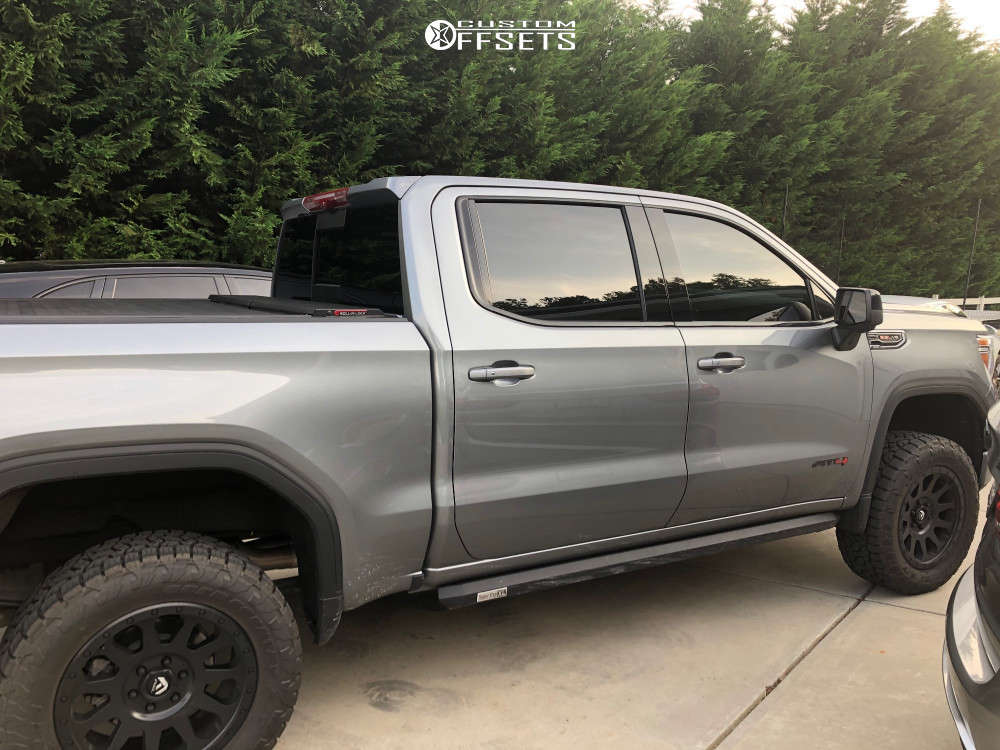 2020 GMC Sierra 1500 with 20x10 -18 Fuel Vector and 285/55R20 Toyo ...