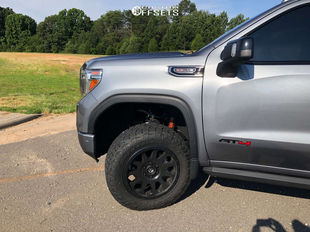 2020 GMC Sierra 1500 with 20x10 -18 Fuel Vector and 285/55R20 Toyo ...